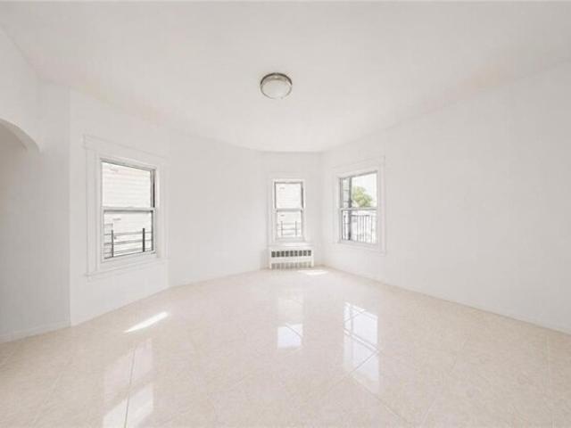 Bay Ridge Pkwy, Brooklyn, Home For Sale