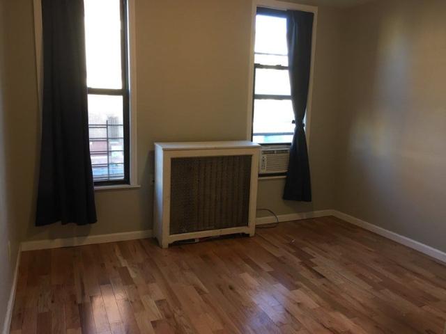 Bay Ridge Room Available