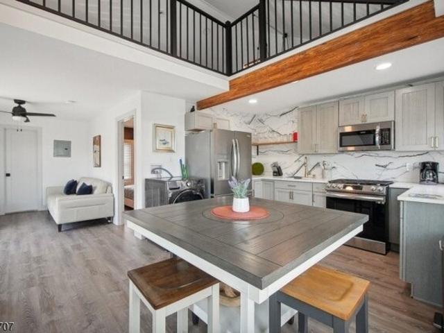 Bay Ter, Seaside Heights, Home For Sale
