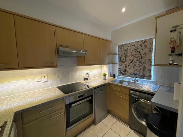 Bay Tree Court, Barking, Barking, Essex IG11, 1 bed flat to rent, £1,500 pcm | PrimeLocation