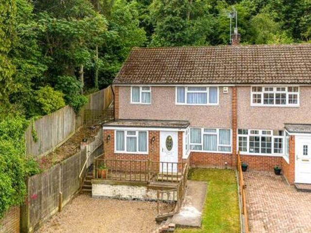 Bay Tree Close, Loudwater, 3 Bedroom Semi detached