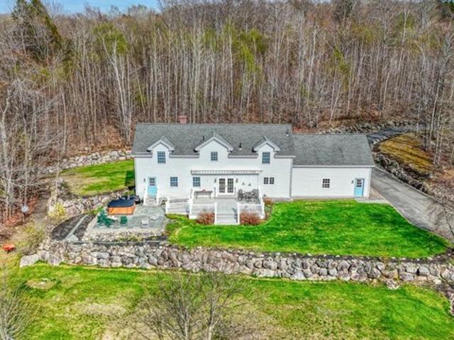 Bay View Dr, Belgrade, Home For Sale