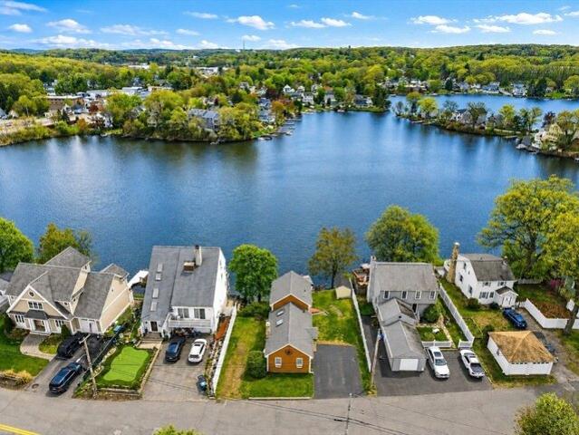 Bay View Dr, Shrewsbury, Home For Sale