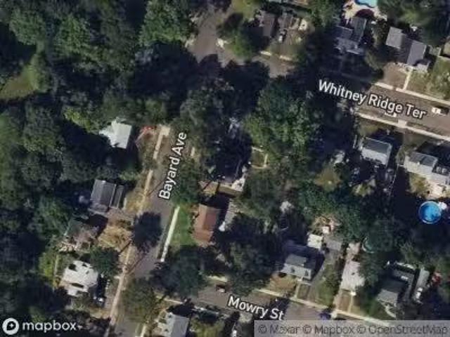 Bayard Ave