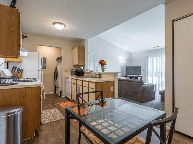 Bayberry Cove 2 Bedroom Apartment for Rent at 4363 Bayberry Cv, Bellbrook, OH 45305