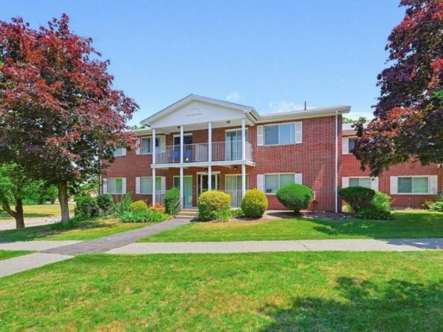 Bayberry Dr Apt,sharon, Condo For Sale