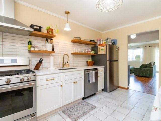 Bayberry Dr Apt,sharon, Condo For Sale
