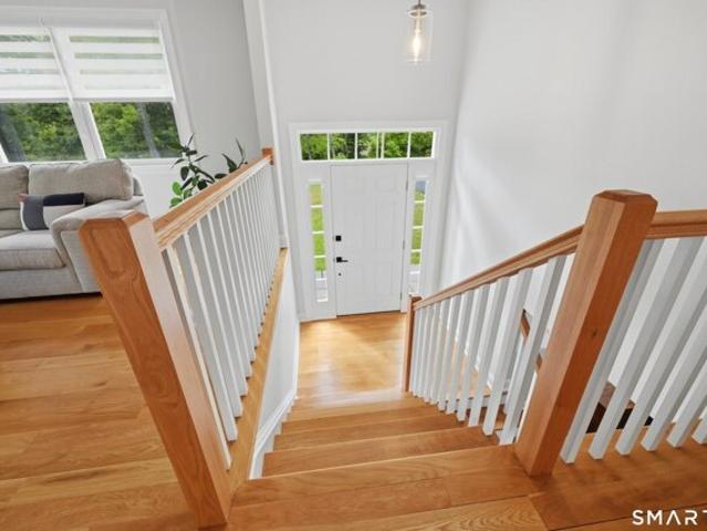 Bayberry Dr, Brookfield, Home For Sale