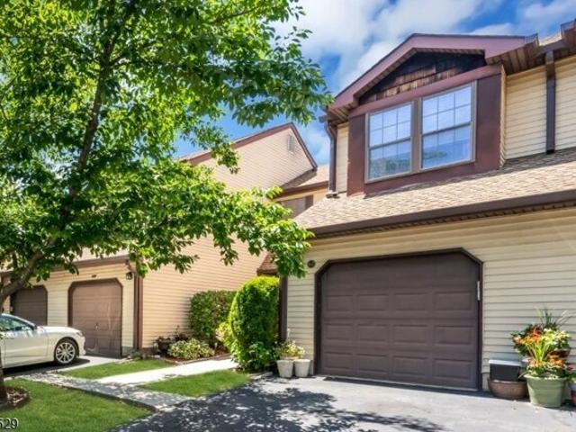 Bayberry Dr, Franklin Twp, Condo For Sale