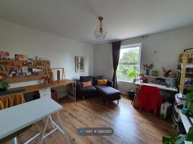 Bayes Close, London SE26, 2 bed flat to rent, £1,700 pcm | PrimeLocation