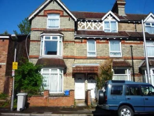 Bayes Street, Kettering NN16, 1 bed flat to rent, £695 pcm | PrimeLocation