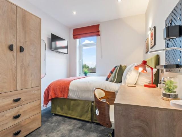 Bayes Street, Kettering NN16, Room to rent, £650 pcm | PrimeLocation