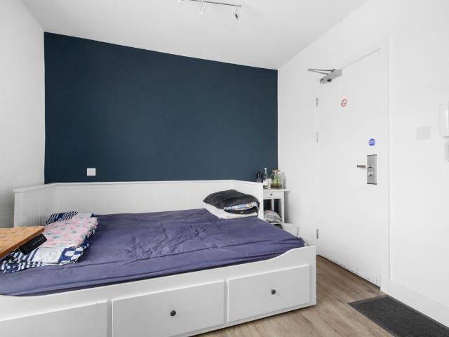 Bayham Street, London NW1, Studio to rent, £1,200 pcm | PrimeLocation