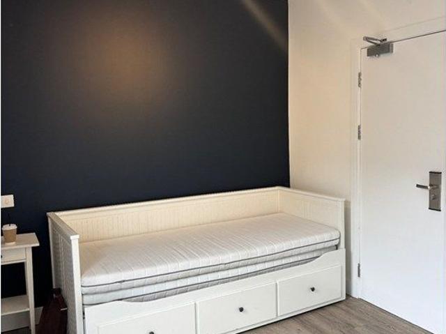 Bayham Street, London NW1, Studio to rent, £1,300 pcm | PrimeLocation