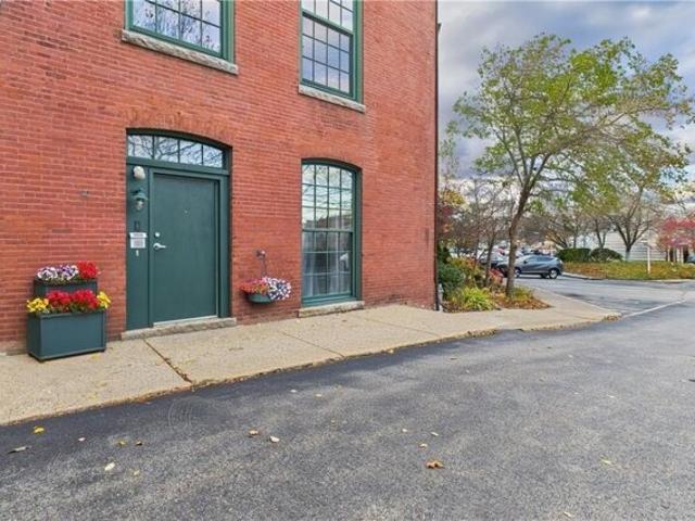 Bayley St Apt,pawtucket, Home For Sale