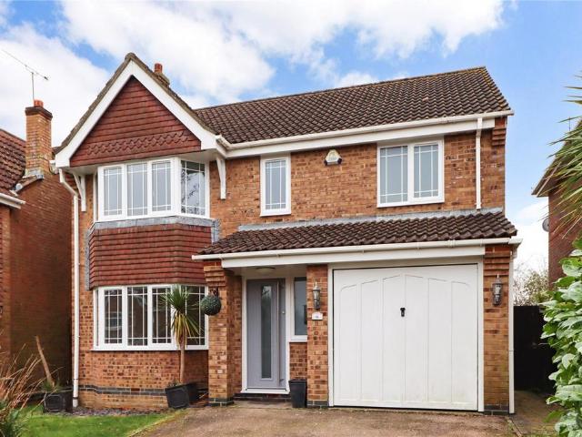 Baylis Crescent, Burgess Hill, West. 4 bed detached house to rent £2,600 pcm £600 pw