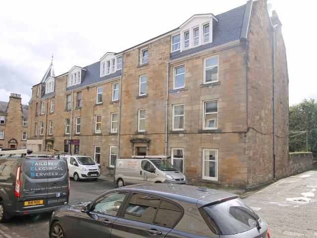Bayne Street, Stirling FK8, 2 bed flat to rent, £1,000 pcm | PrimeLocation