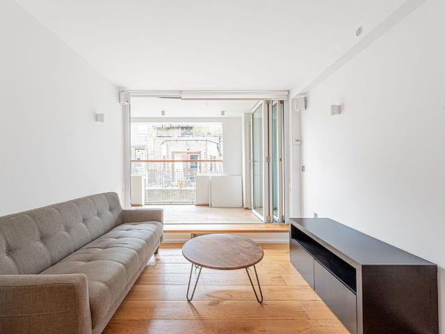 Baynes Street, Camden Town, London NW1, 1 bed flat to rent, £2,701 pcm | PrimeLocation