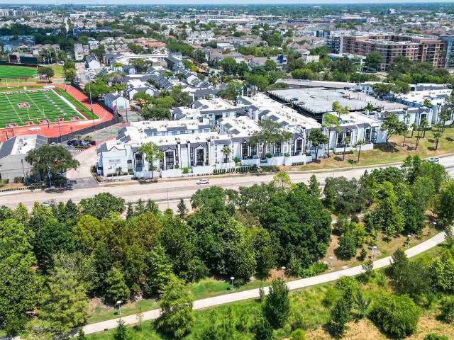 Bayou Park Apartments 1 Bedroom Apartment for Rent at 4400 Memorial Dr, Houston, TX 77007 Washington Ave Memorial Park