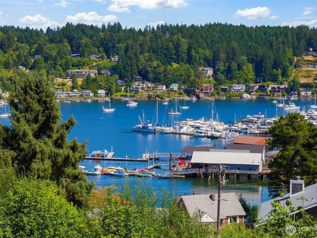 Bayridge Ave, Gig Harbor, WA 98335