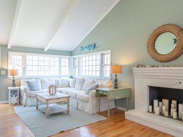 Bayridge Dr, Dennis, Home For Sale