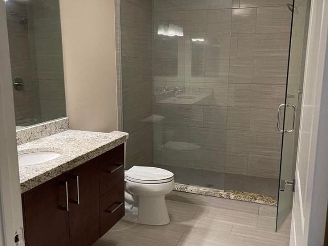 Bayshore 5 2 Bedroom Apartment for Rent at 4905 S Elberon St, Tampa, FL 33611 Ballast Point