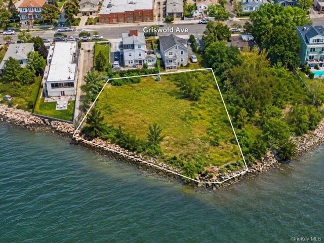 Bayshore Ave, Bronx, NY 10460