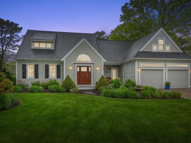 Bayshore Dr, Mashpee, Home For Sale