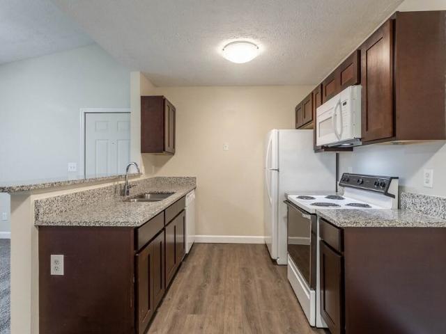 Bayside Apartment Homes 2 Bedroom Apartment for Rent at 2332 Asics Rd, Columbus, OH 43026 Hilliard Green