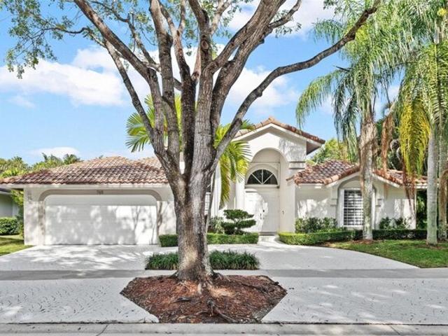 Bayside Ln, Weston, Home For Sale