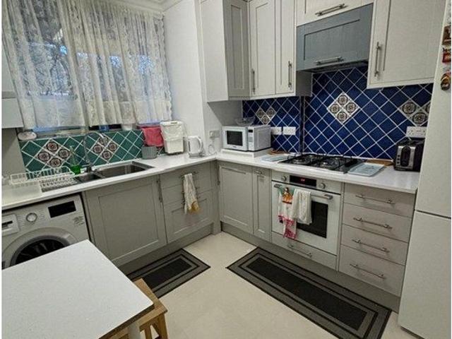 Bayswater, London W2, Room to rent, £1,150 pcm | PrimeLocation