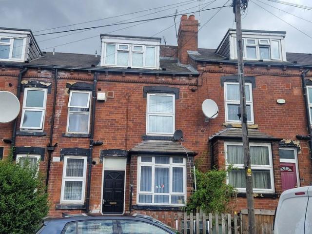 Bayswater Road, Leeds LS8, 2 bed terraced house to rent, £825 pcm | PrimeLocation