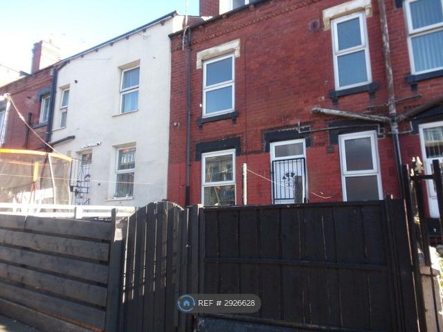 Bayswater Road, Leeds LS8, 2 bed terraced house to rent, £850 pcm | PrimeLocation