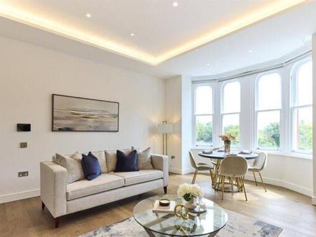 Bayswater Road, London, 2 Bedroom Apartment