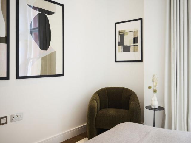 Bayswater Road, London, W2