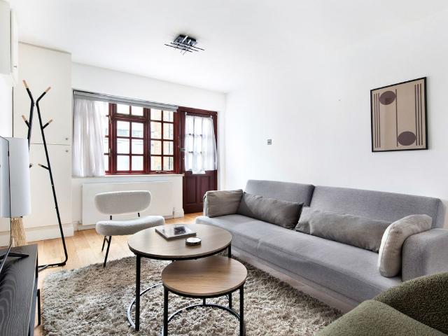 Bayswater W2, 1 bed flat to rent, £3,140 pcm | PrimeLocation