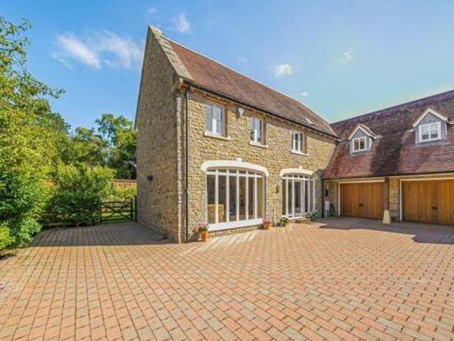 Bazzleways Close, Milborne Port, 4 Bedroom Link