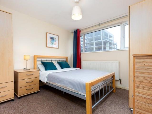 Bazely Street, London E14, Room to rent, £850 pcm | PrimeLocation