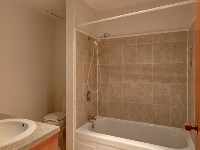 BC118 1 1 Bedroom Apartment for Rent at 15621 4th Ave S, Burien, WA 98148