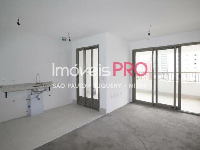 Bem Moema 80 m2 2 suítes Novo