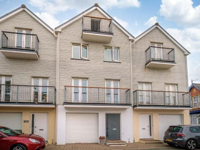 Bembridge, Isle Of Wight PO35, 5 bed terraced house to rent, £1,575 pcm | PrimeLocation