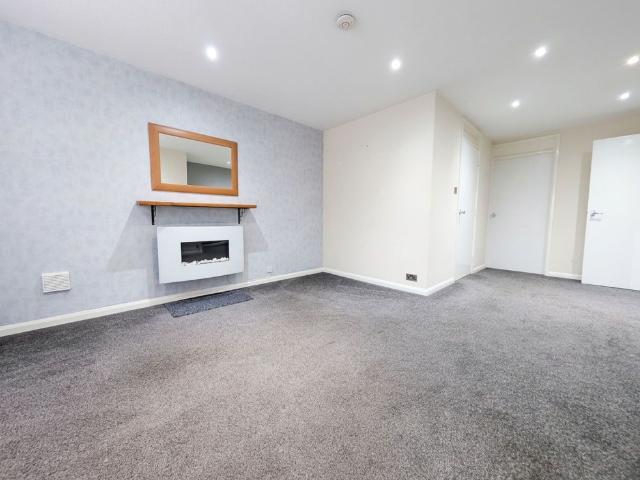 Bembridge, Netley Abbey, SO31