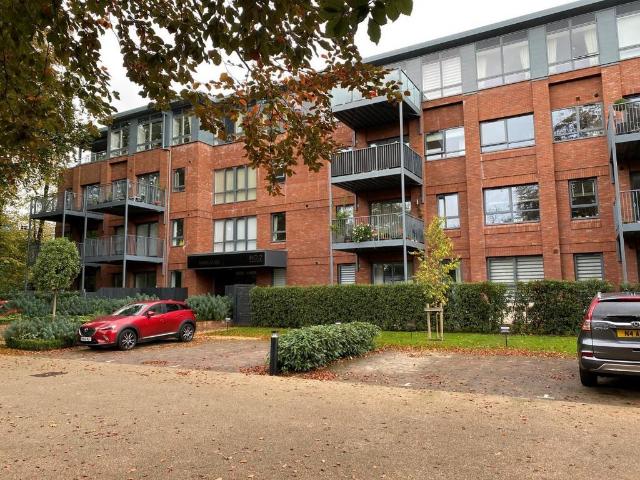 Bempton Drive, Didsbury, Manchester 1 bed apartment to rent £1,525 pcm £352 pw
