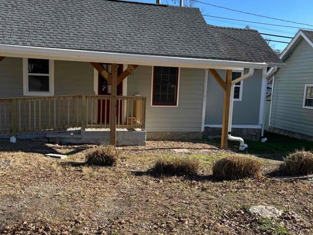 Bent Oaks Cottages 1522 Greenville Hwy