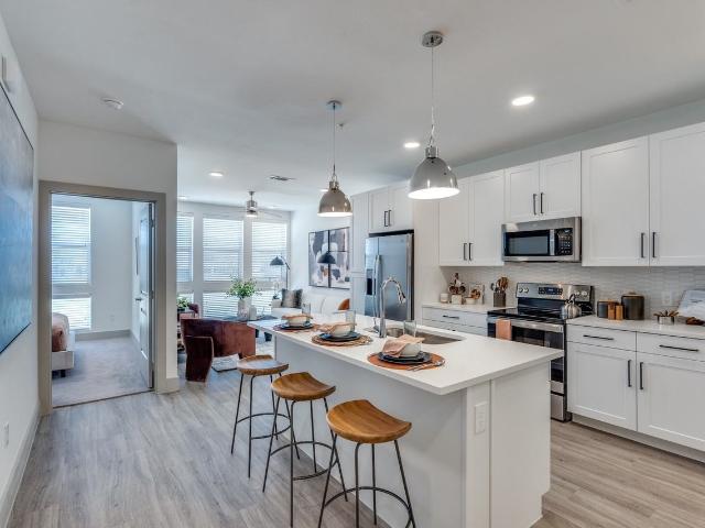 Bent Tree Lofts 1 Bedroom Apartment for Rent at 17501 Dallas Pkwy, Dallas, TX 75287