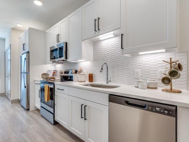 Bent Tree Lofts 2 Bedroom Apartment for Rent at 17501 Dallas Pkwy, Dallas, TX 75287