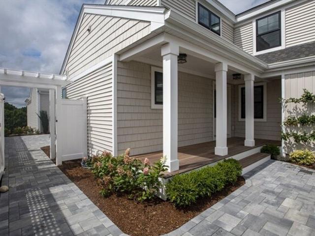Bentgrass Mist Unit,plymouth, Condo For Sale