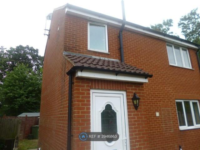 Benton Close, Witham CM8, 3 bed detached house to rent, £1,450 pcm | PrimeLocation