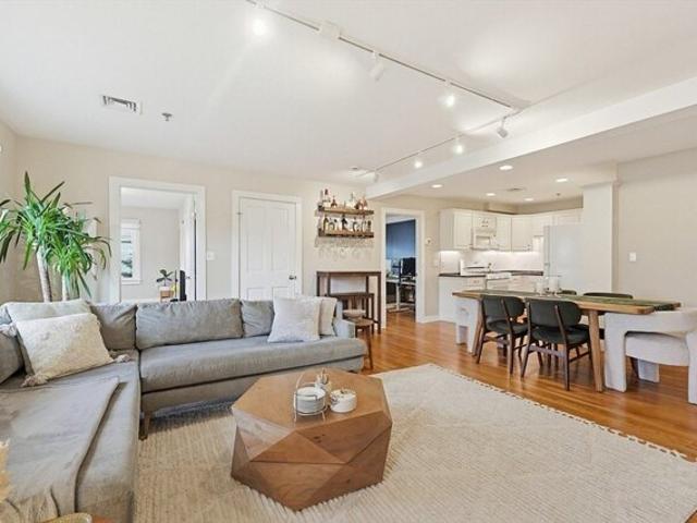 Benton St Apt,stoneham, Condo For Sale