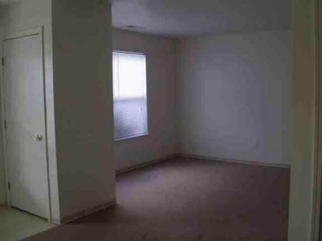 Benton Place Senior 2 Bedroom Apartment for Rent at 1500 N Franklin Dr, Benton, IL 62812